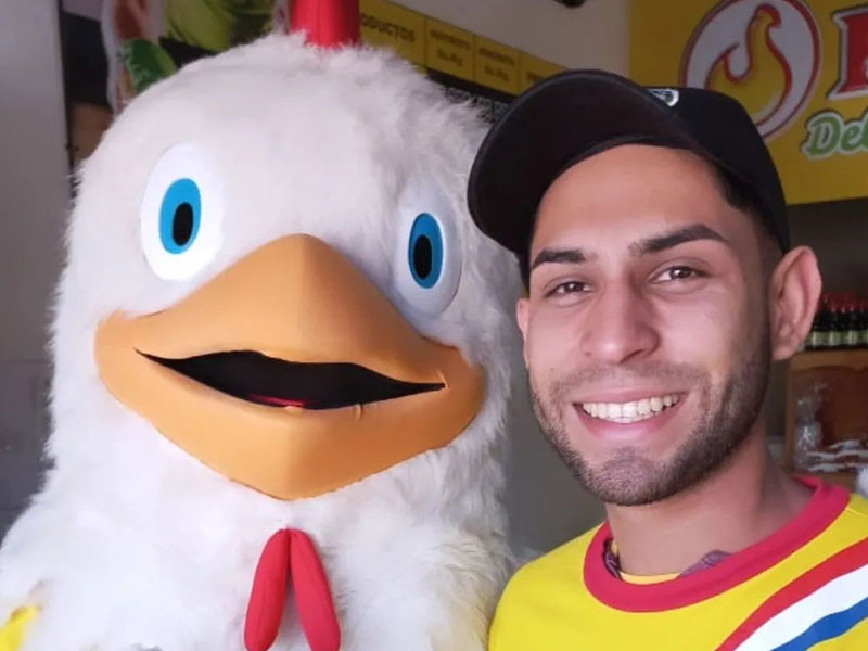 ¡Día PECHUGON! ¡Regalo! - Pollos Pechugon